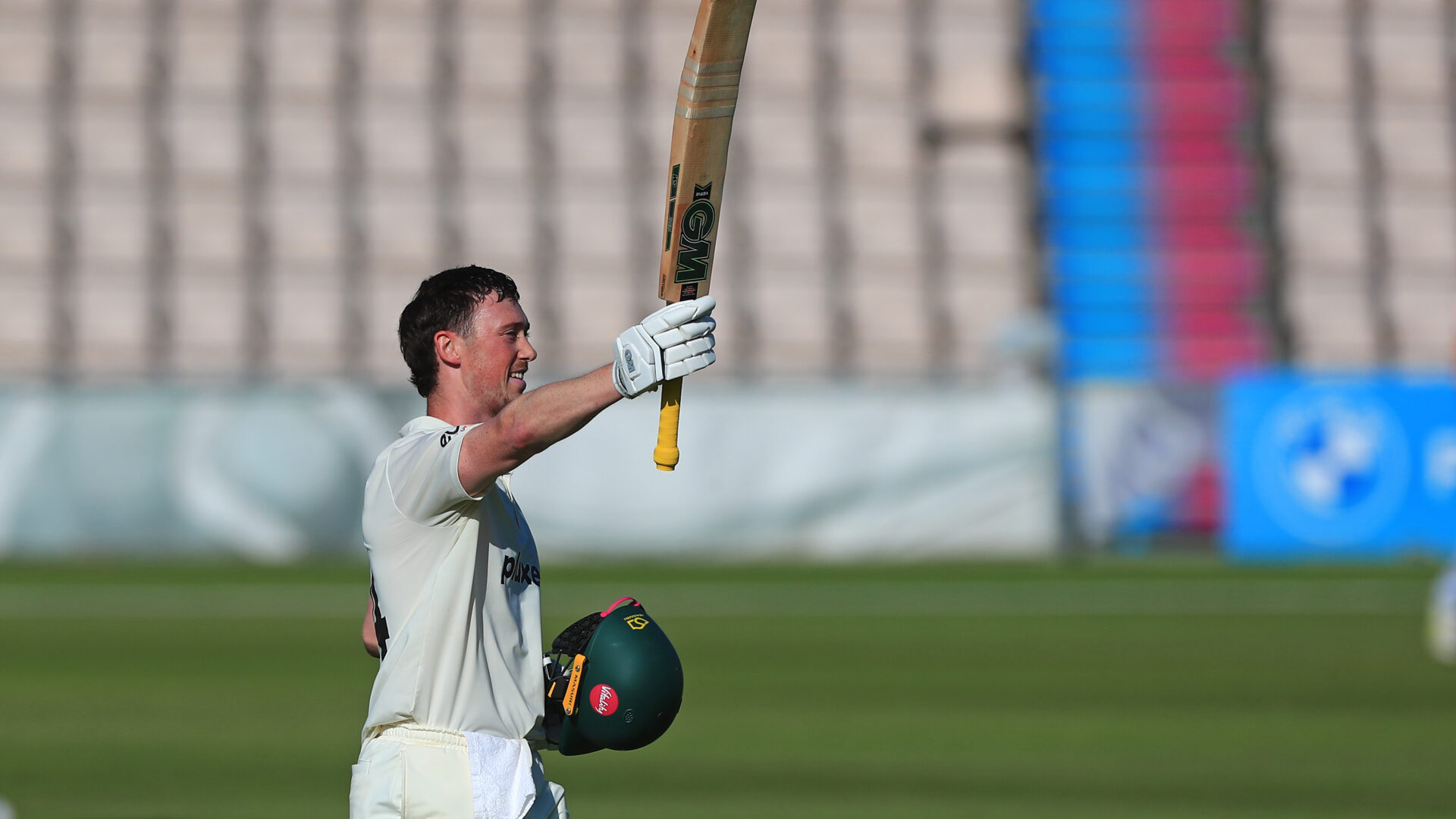 Adam hose nominated for pca player of the month - Worcestershire CCC