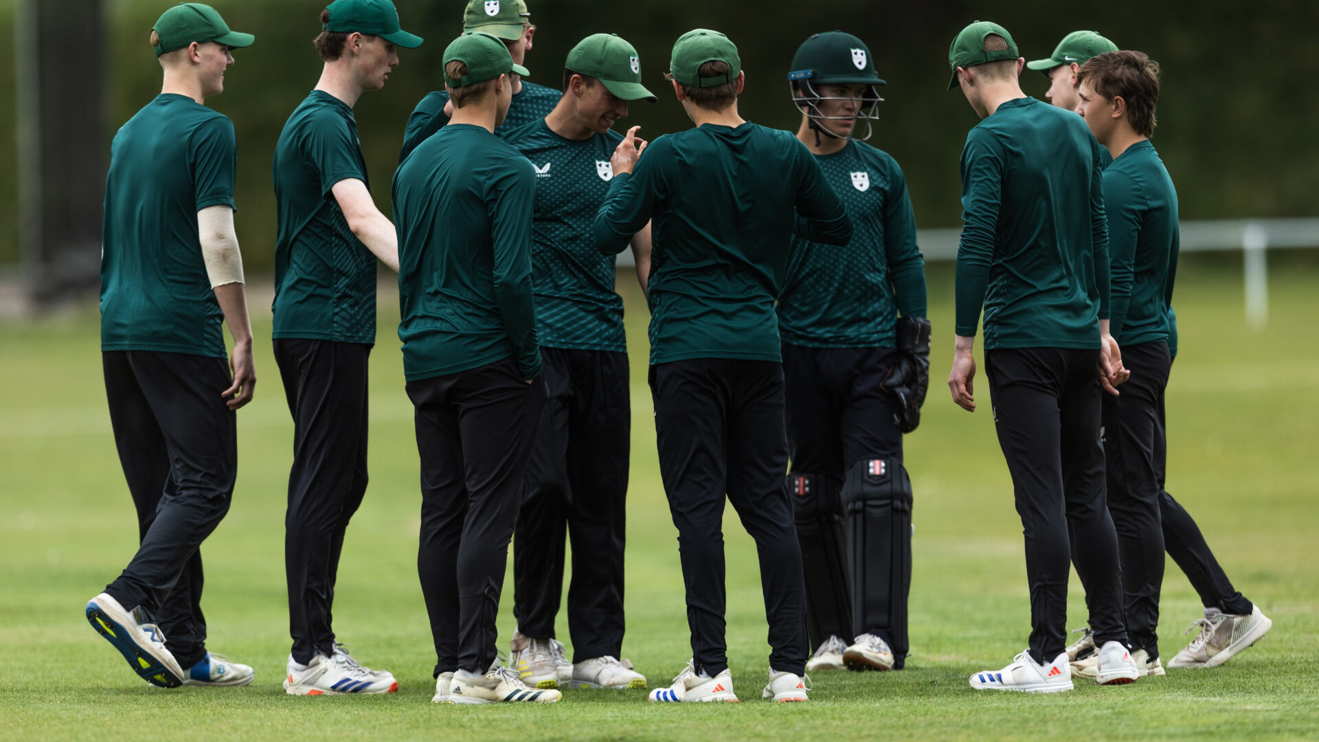 Hawes holds nerve as u18's progress to county cup semi - Worcestershire CCC