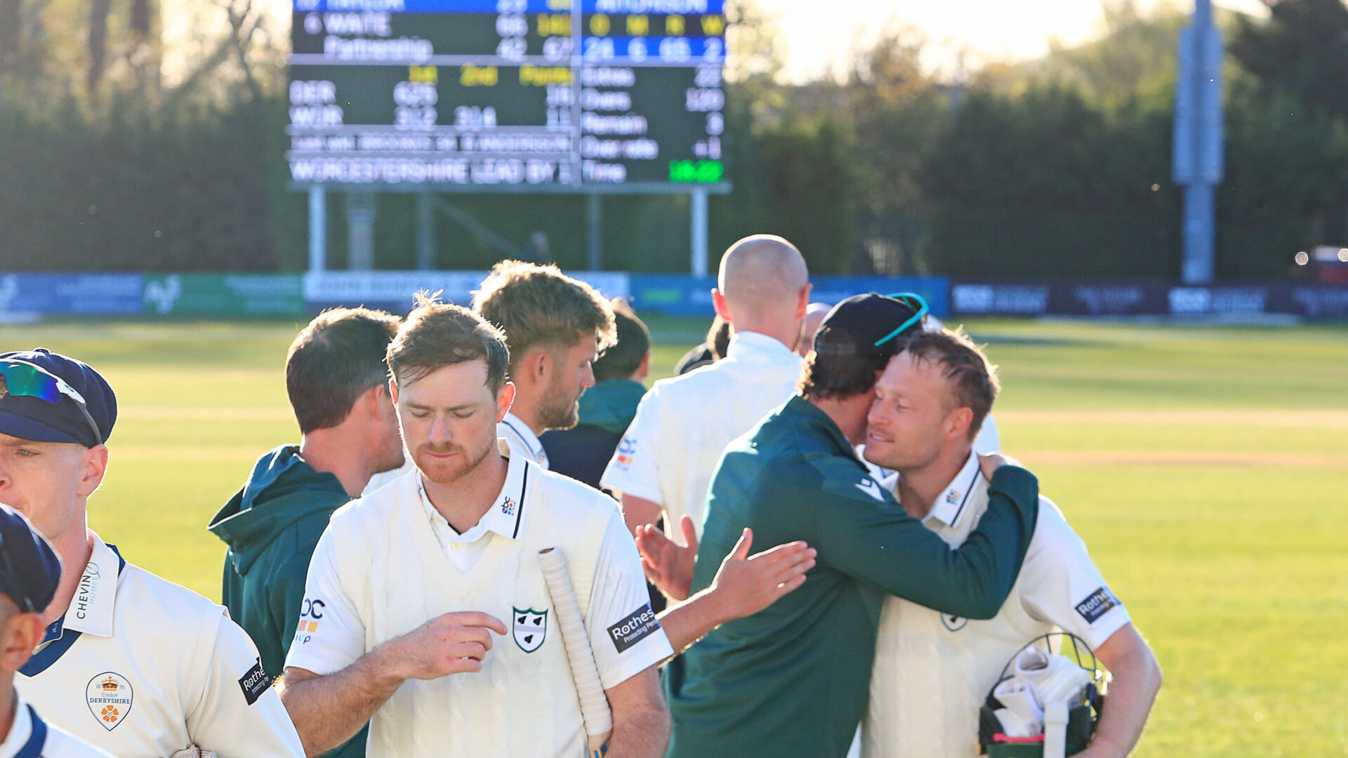 Pears produce defiant display to secure dramatic draw on tense final ...