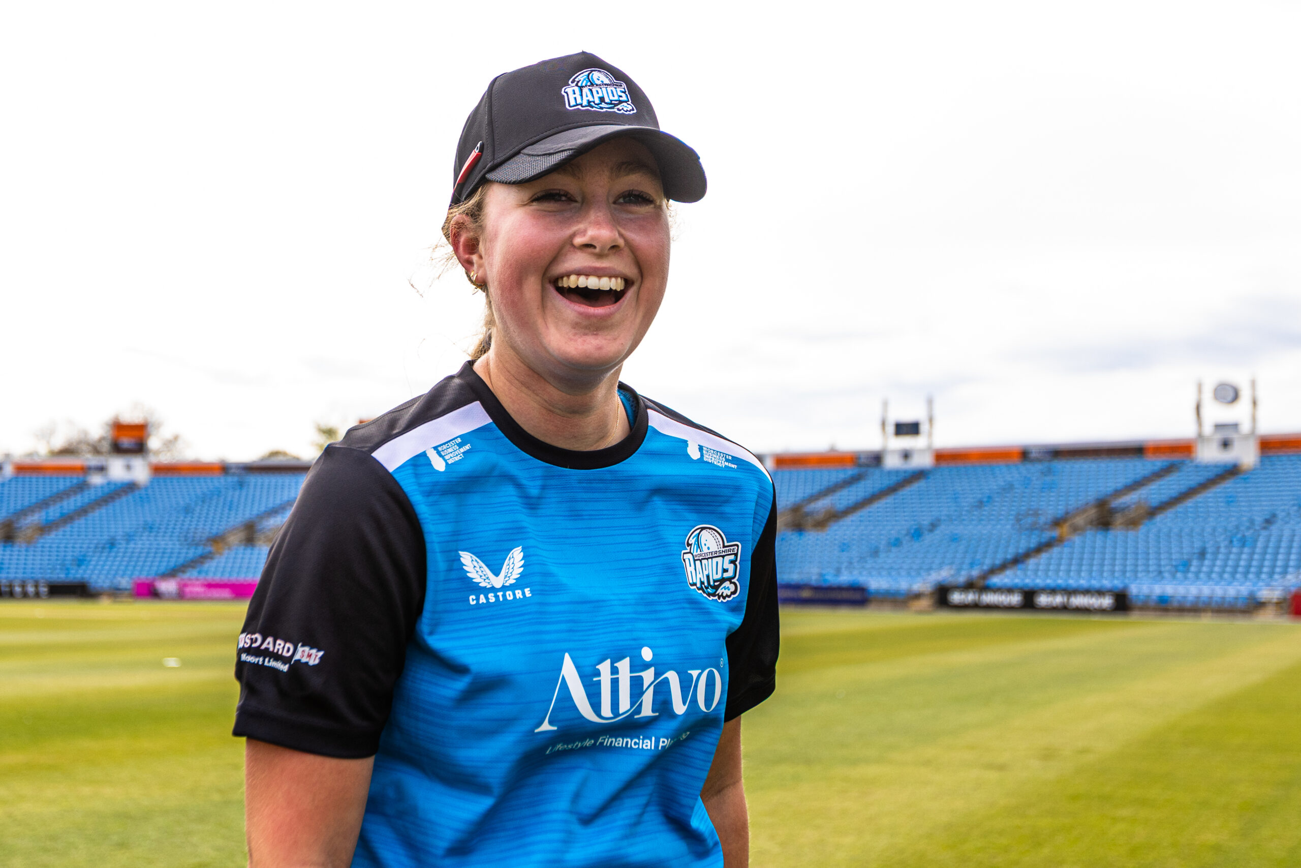 Phoebe Brett Re-joins Women’s Rapids on Season Long Loan ...